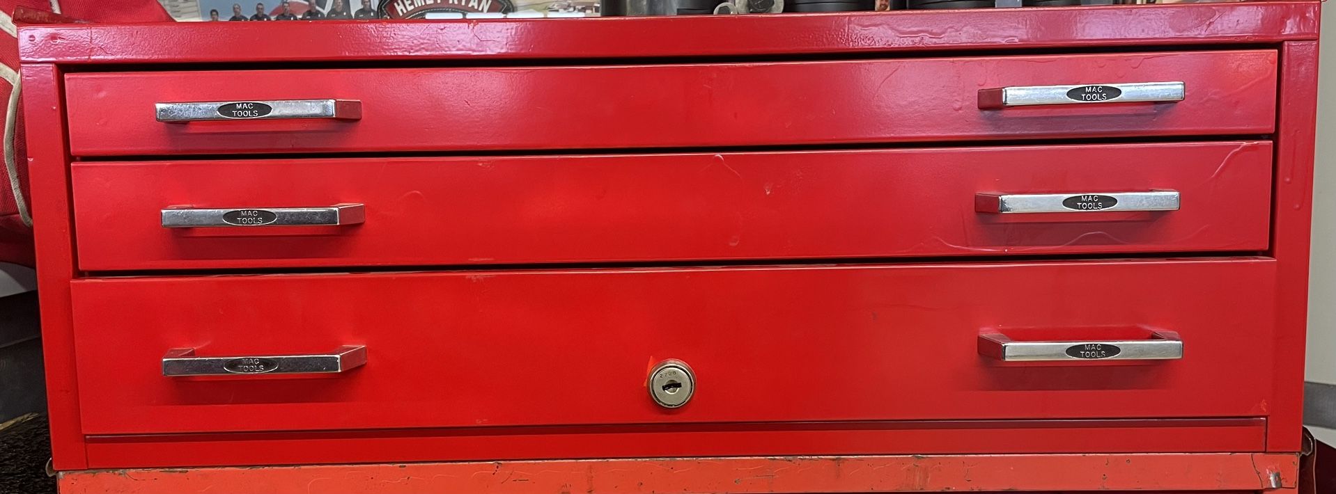 Mac Tool Box 3 Drawer Tool Chest for Sale in Menifee, CA - OfferUp