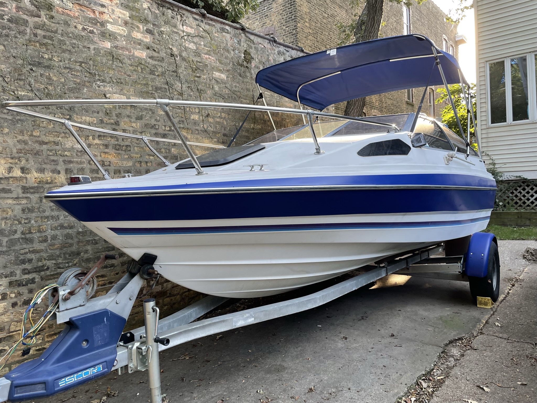 Bayliner Capri 1989, 125 Force Engine for Sale in Evanston, IL - OfferUp