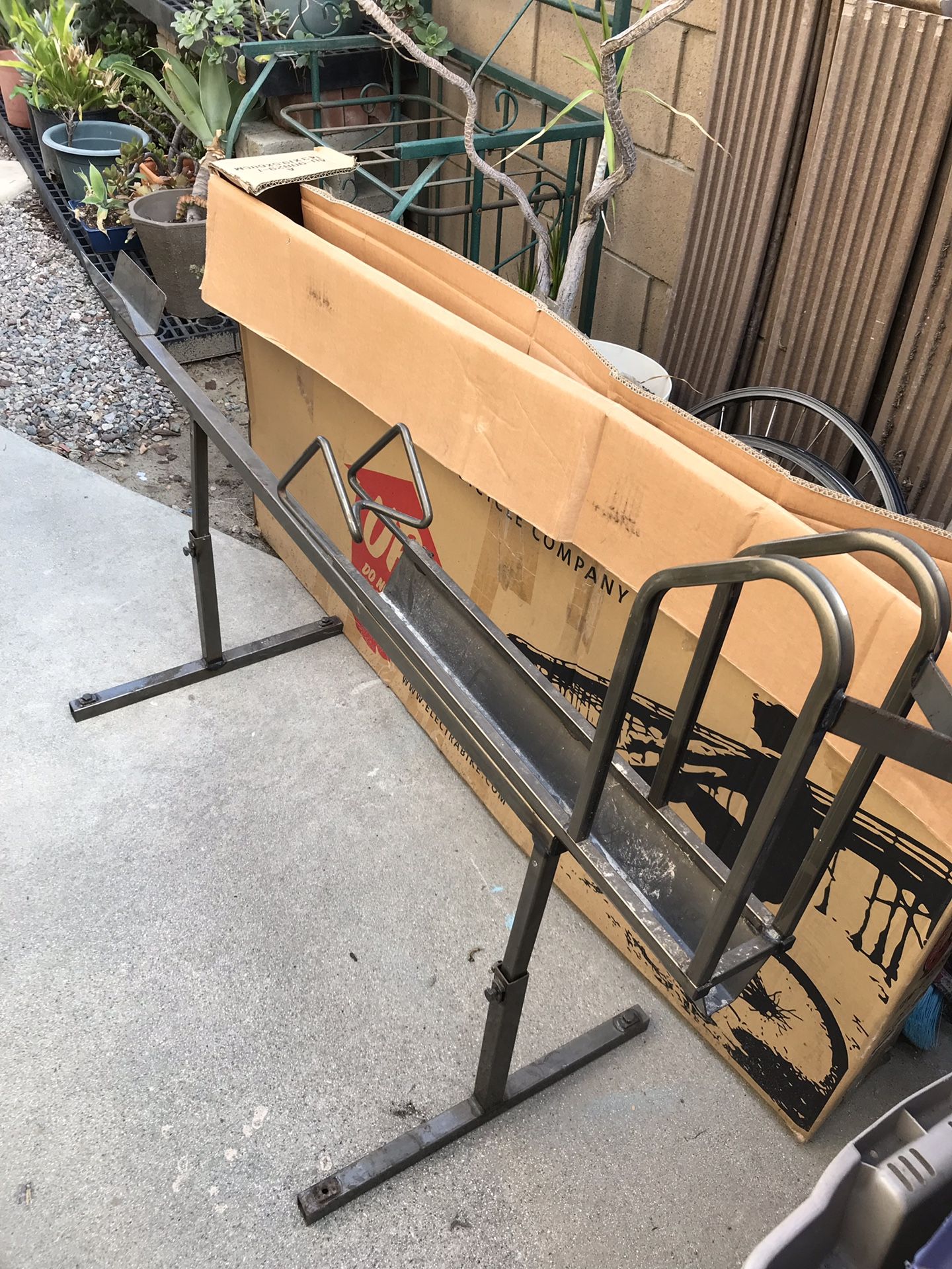 Rudy rack bicycle display rack for Sale in Cerritos, CA - OfferUp