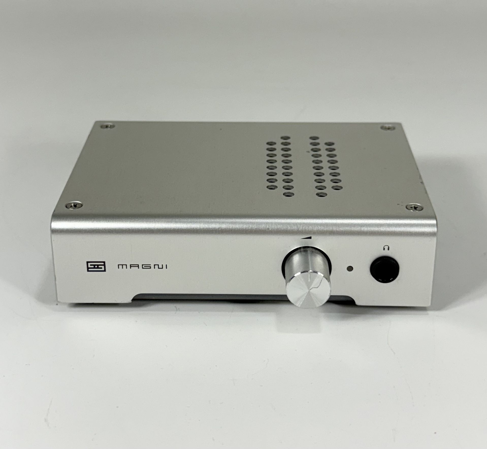 Schiit Magni 3 Solid-State Headphone Amplifier - No Power Supply ...
