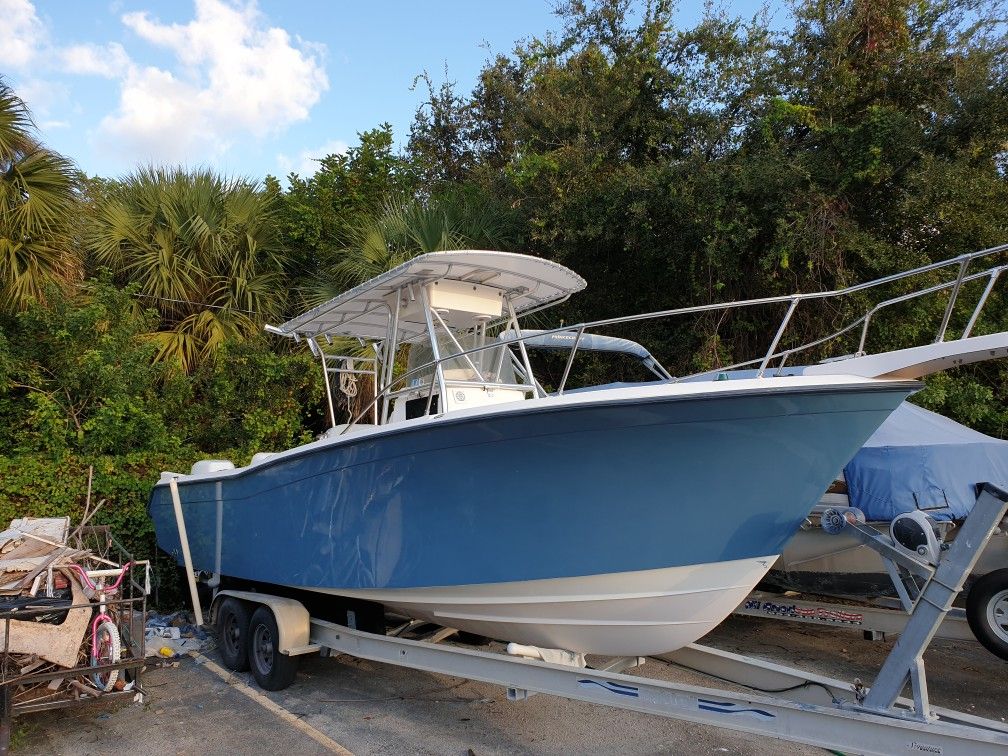 26 ft Grady White Center Console for Sale in Riviera Beach, FL - OfferUp