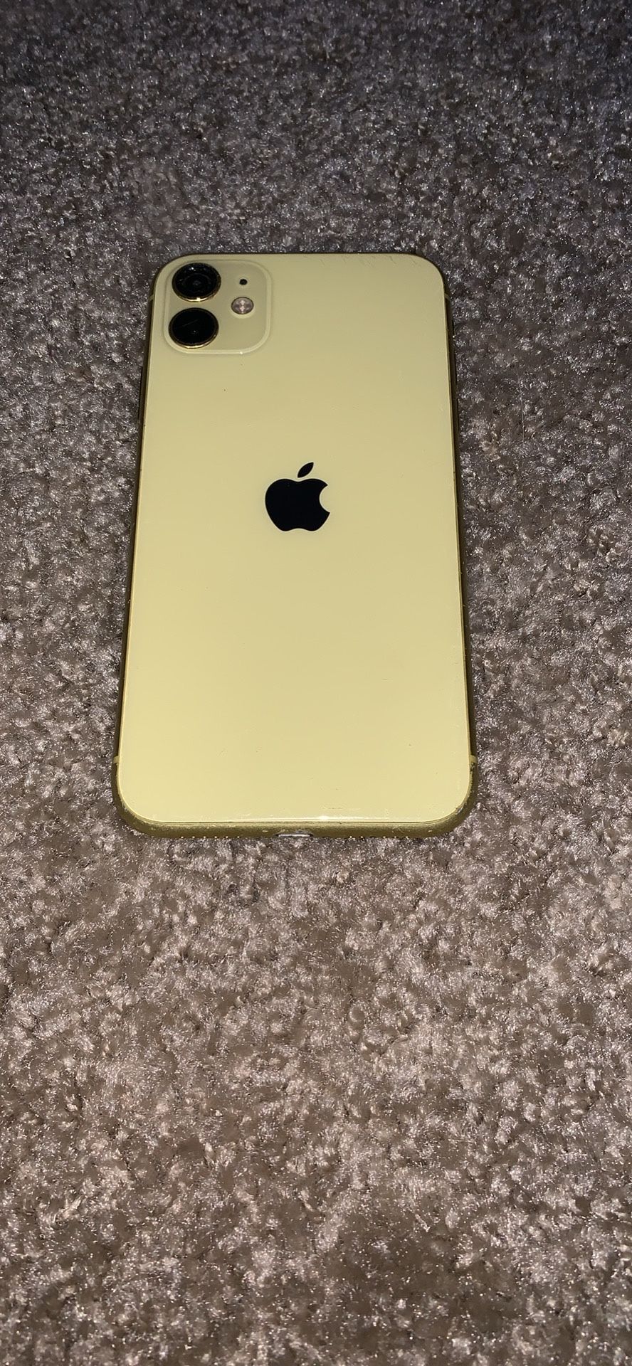 iphone 11 Yellow 128gb for Sale in Oregon City, OR - OfferUp