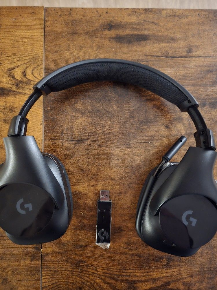 Logitech G533 DTS 7.1 Gaming Headset for Sale in Irvine, CA - OfferUp