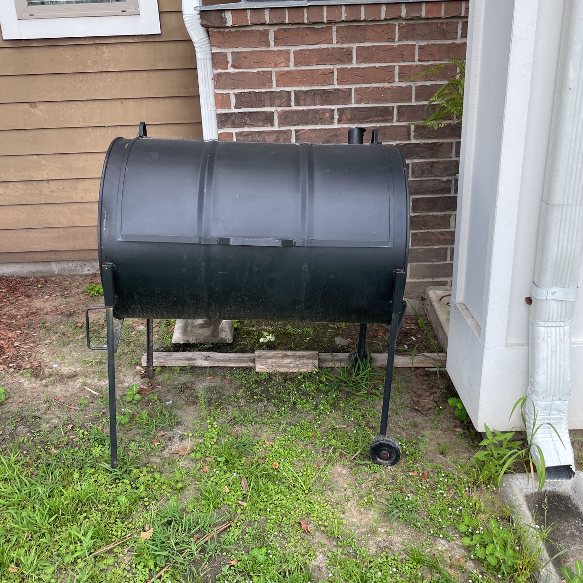 Barrel Bbq Pit for Sale in Houston, TX - OfferUp
