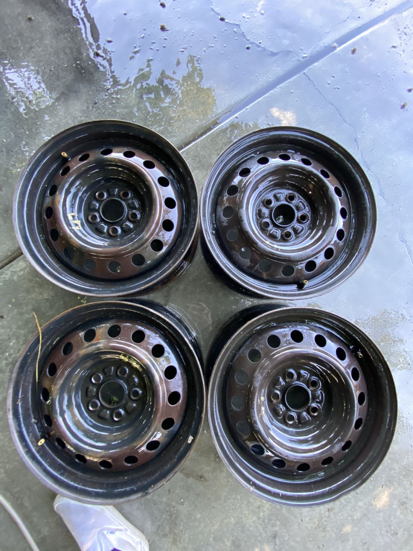 15 inch steel rims for Sale in Chino Hills, CA - OfferUp