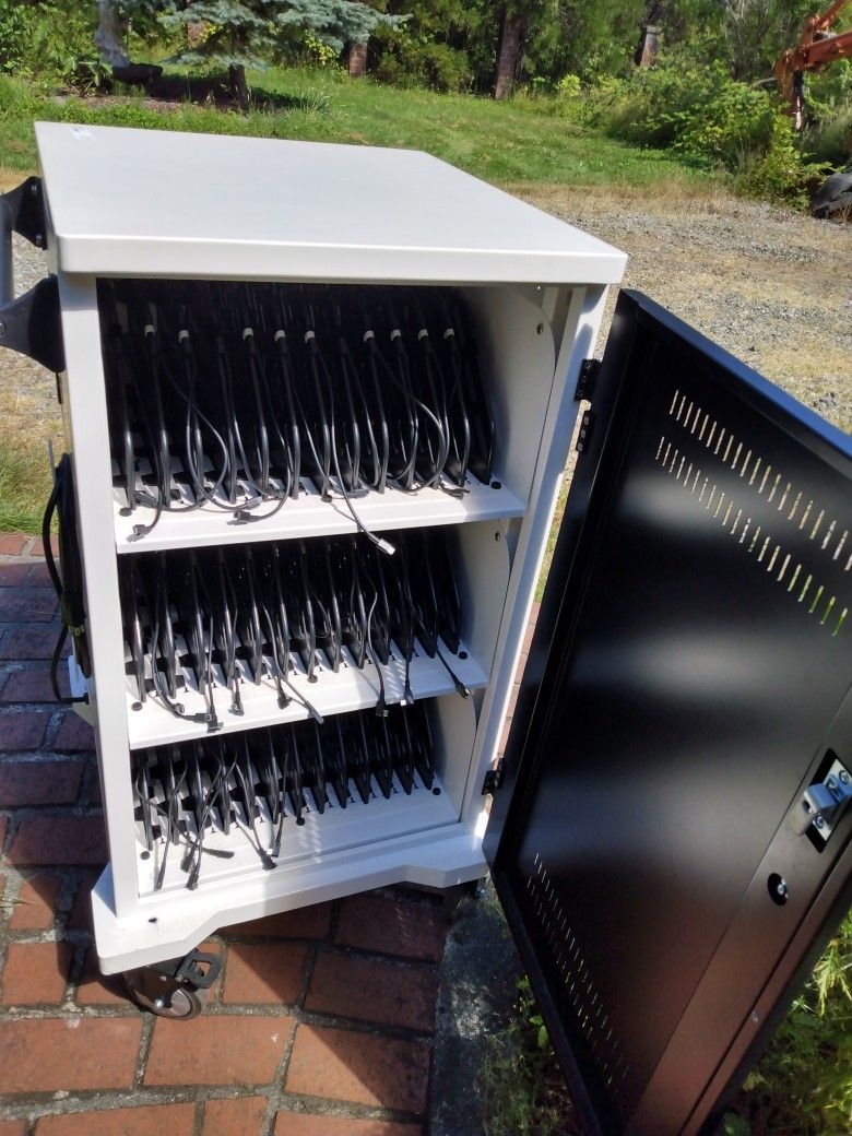Heavy duty charging cart for Sale in Port Orchard, WA - OfferUp