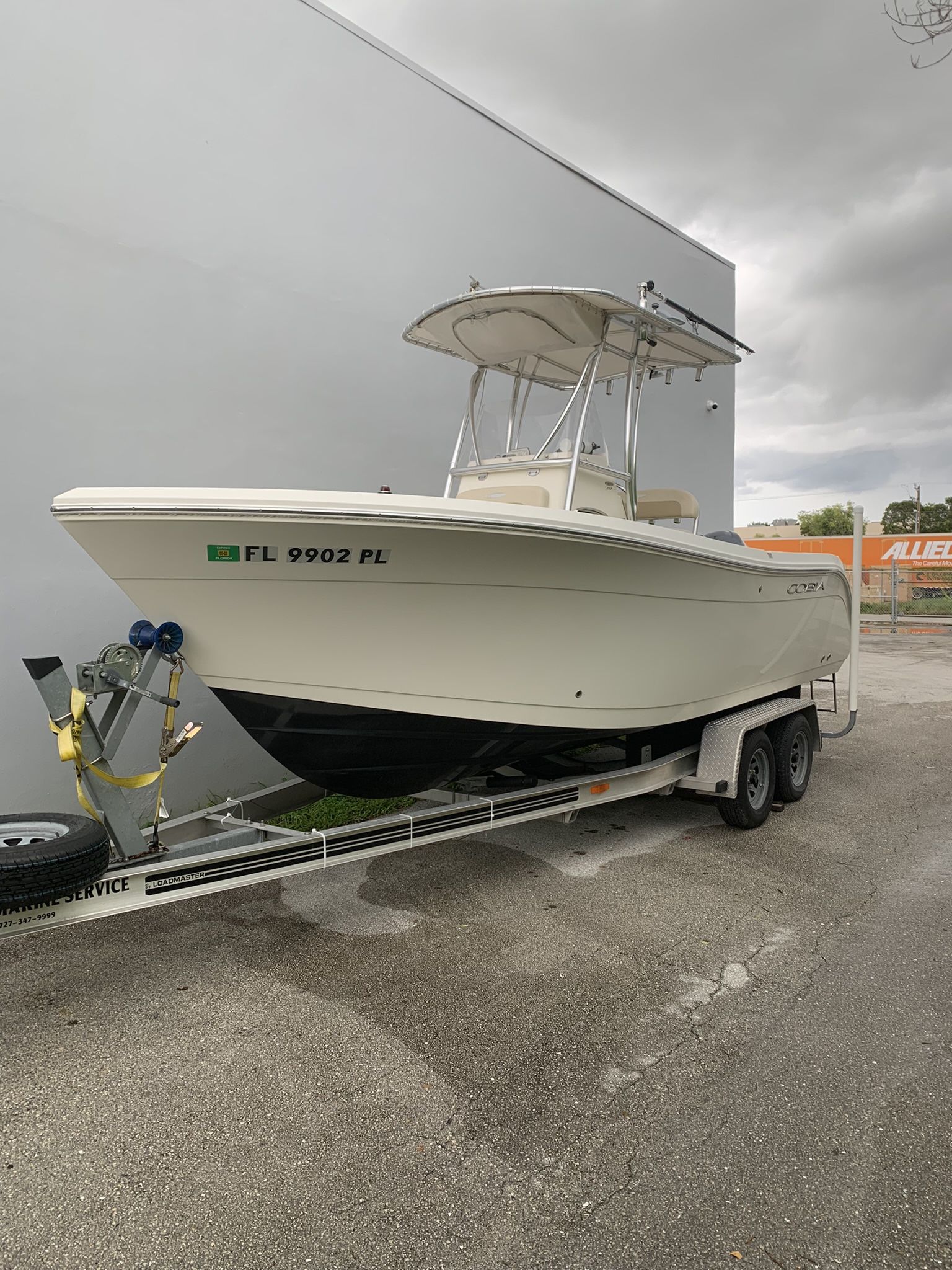2013 Cobia 217 for Sale in Pompano Beach, FL - OfferUp