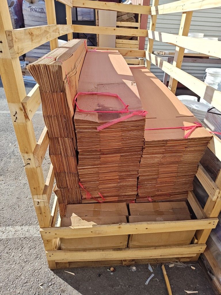 Free Cardboard for Sale in El Monte, CA - OfferUp