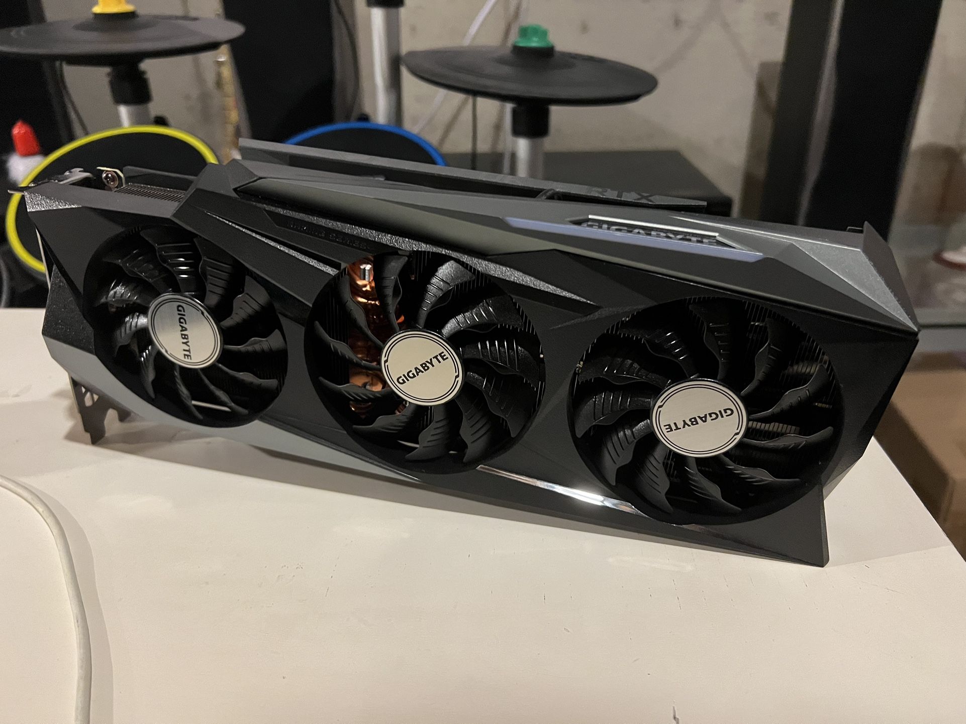 Gigabyte RTX 3090 for Sale in Fox Lake, IL - OfferUp