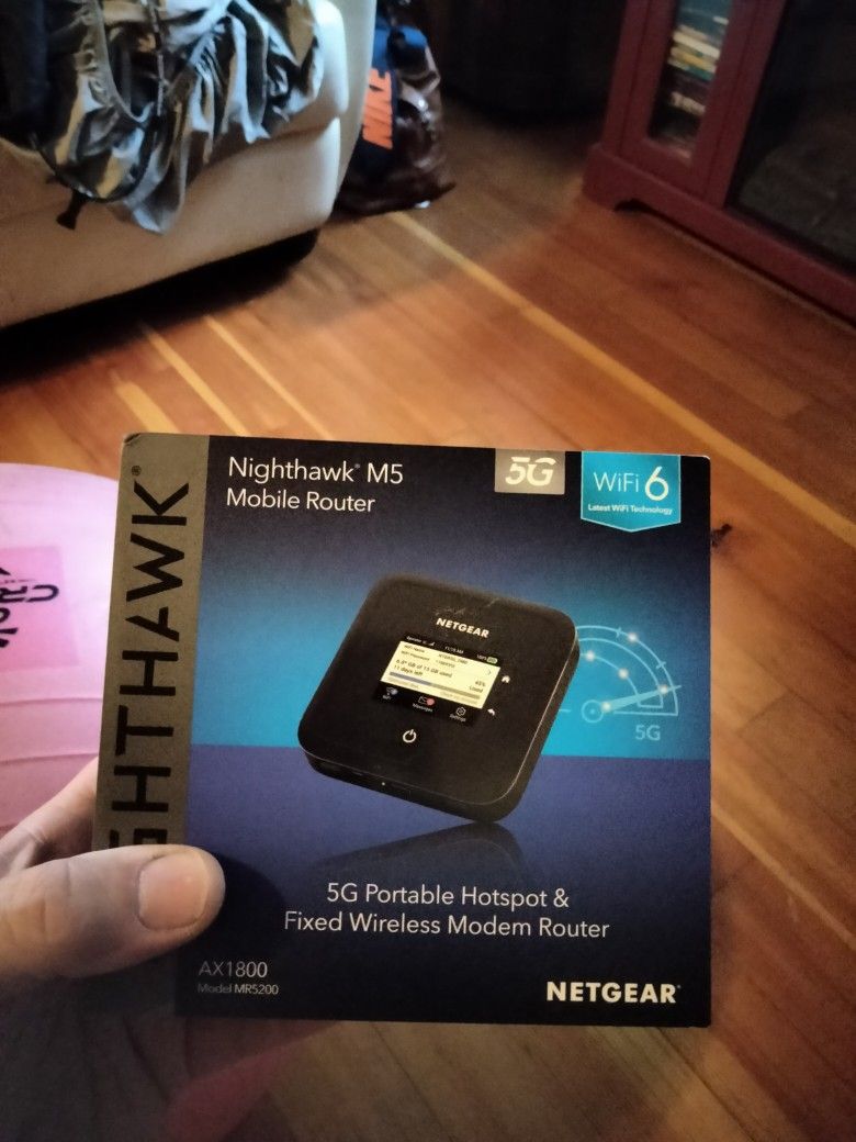 Night Hawk 5G MR5200 Portable Hotspot for Sale in Vashon, WA - OfferUp