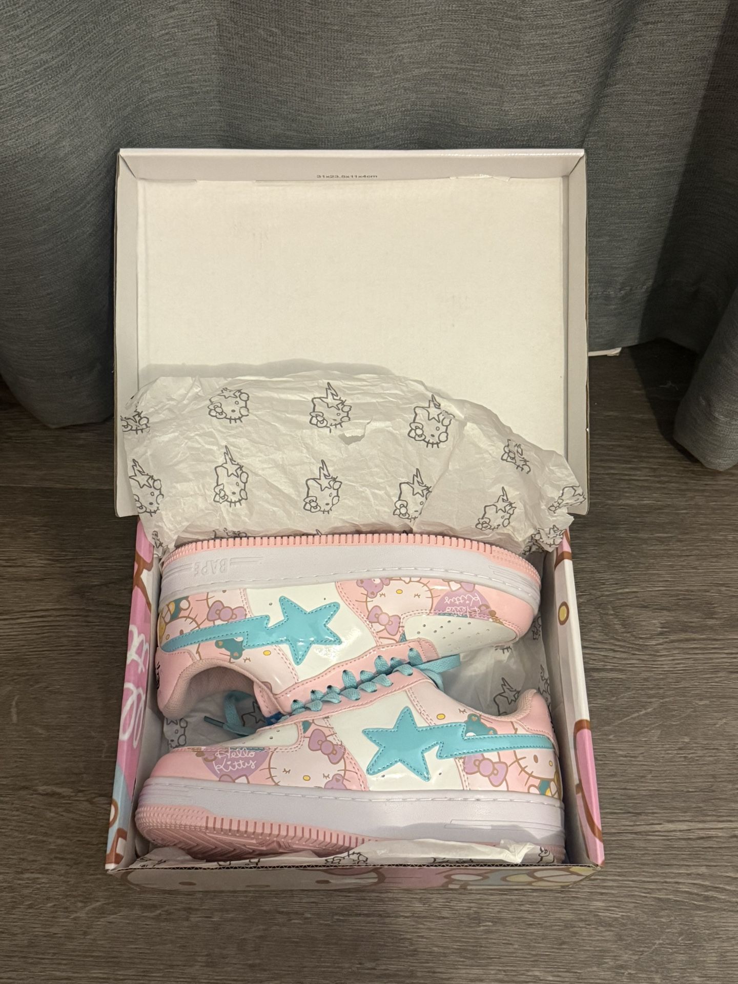 Hello Kitty Bape for Sale in Santa Ana, CA - OfferUp