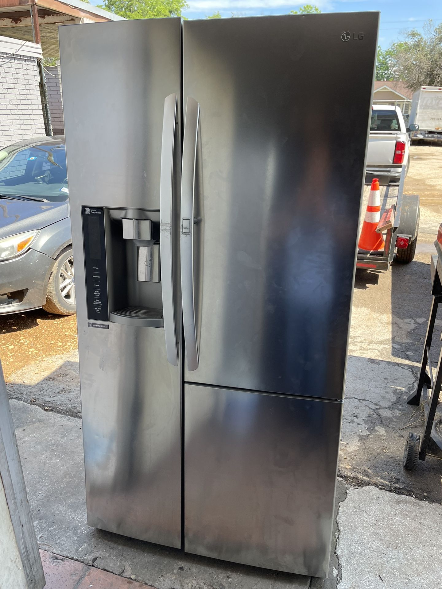 LG Stainless Steel Refrigerator for Sale in San Antonio, TX - OfferUp