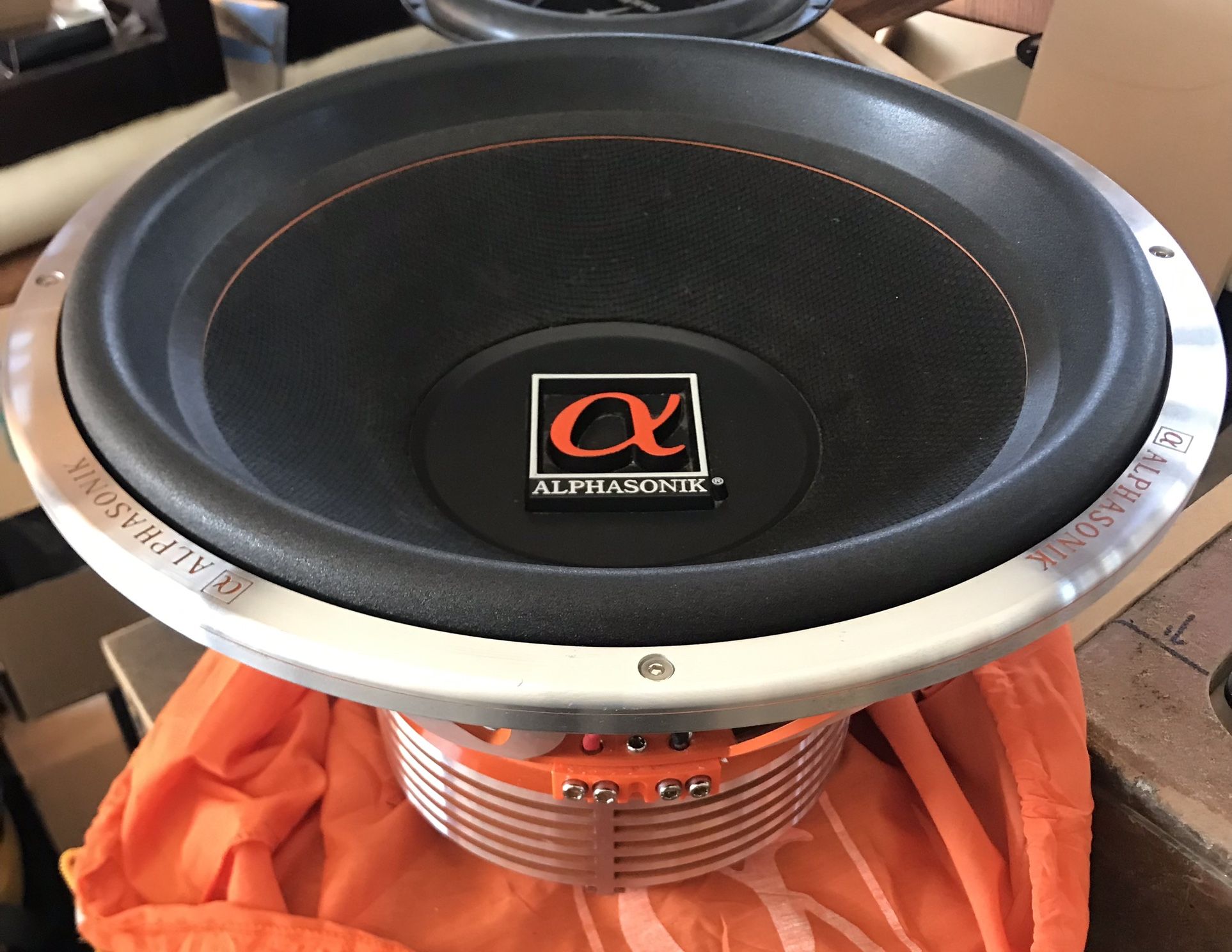 Alphasonik 15” Subwoofer for Sale in Moreno Valley, CA - OfferUp