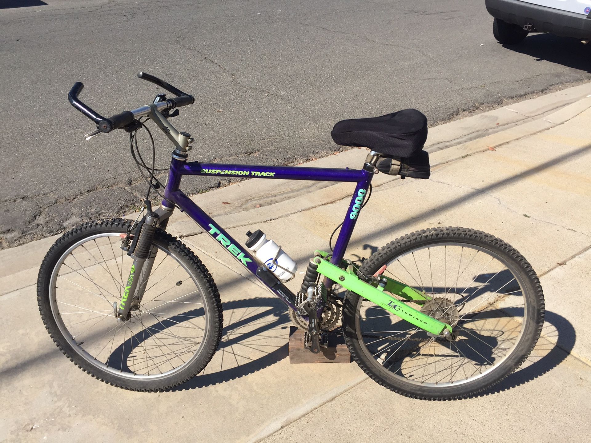 Trek 9000 mountain bike for Sale in San Diego, CA - OfferUp