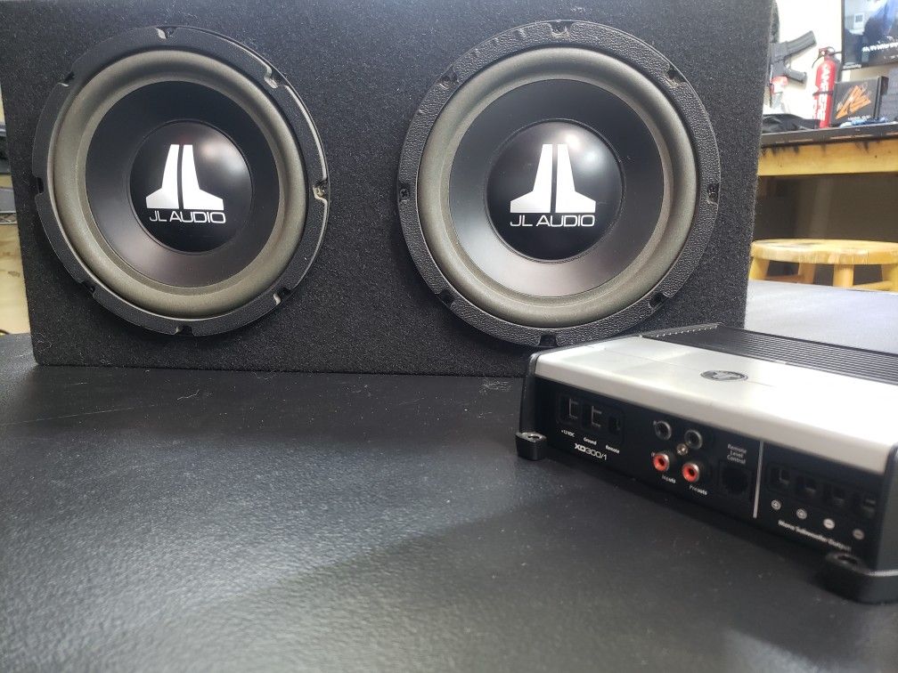 JL Audio 8w1-8 First Edition Pair & JL Audio XD300v2 for Sale in ...
