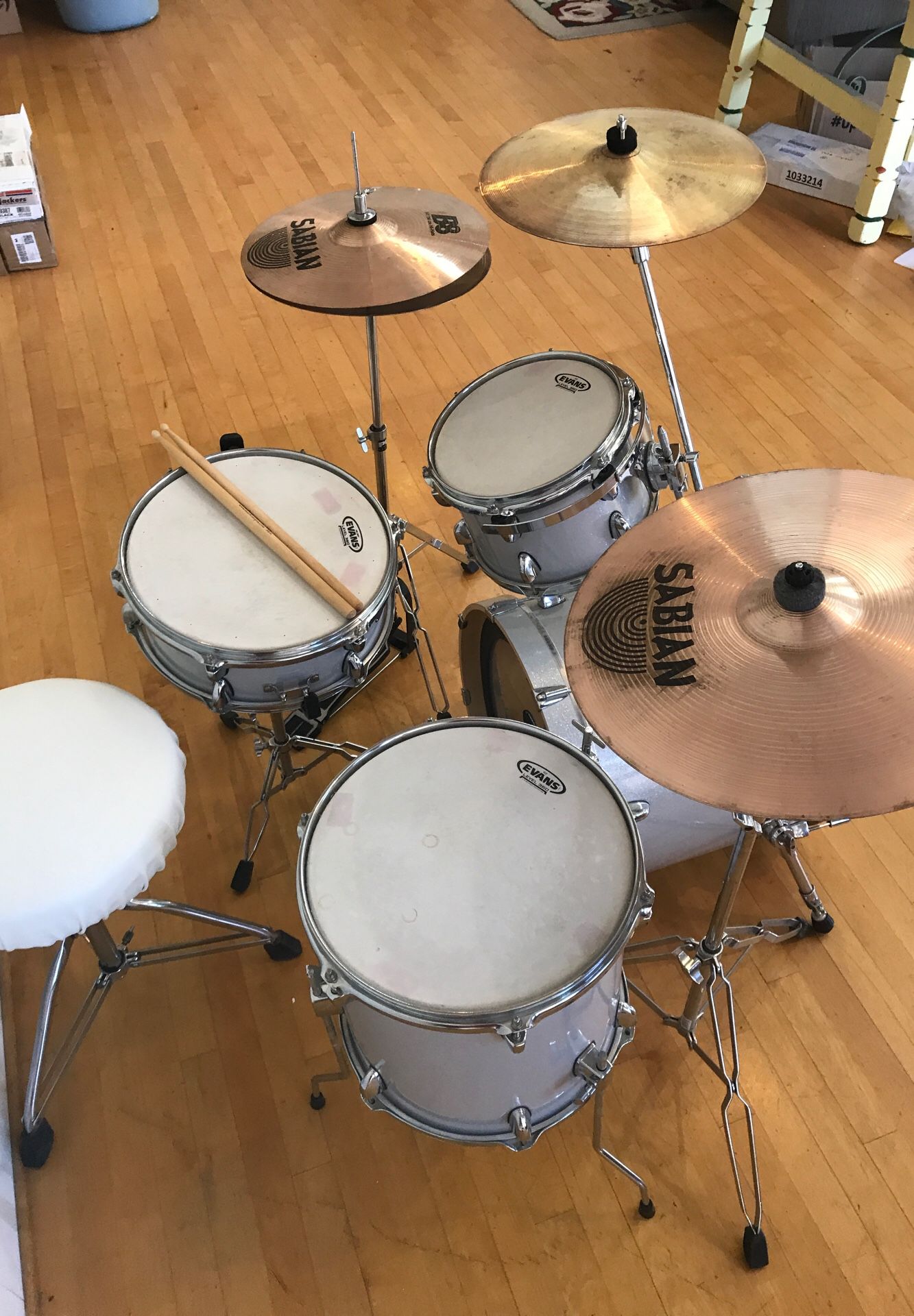 SPL compact bebop jazz drum set kit drums in white sparkle SABIAN ...