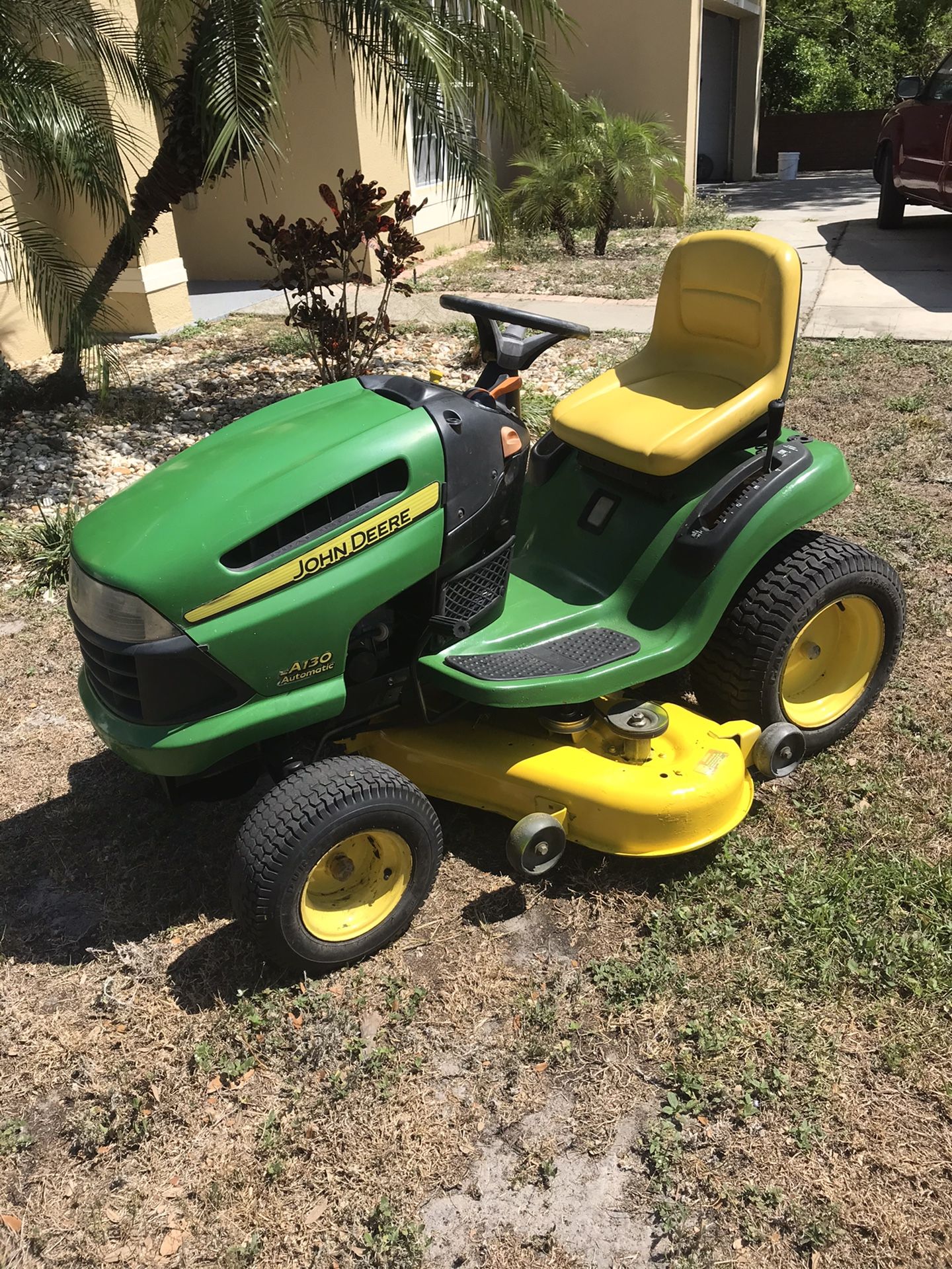 JOHN DEERE LA130 FULLY HYDROSTATIC TRACTOR 48 INCH RIDING LAWN MOWER ...