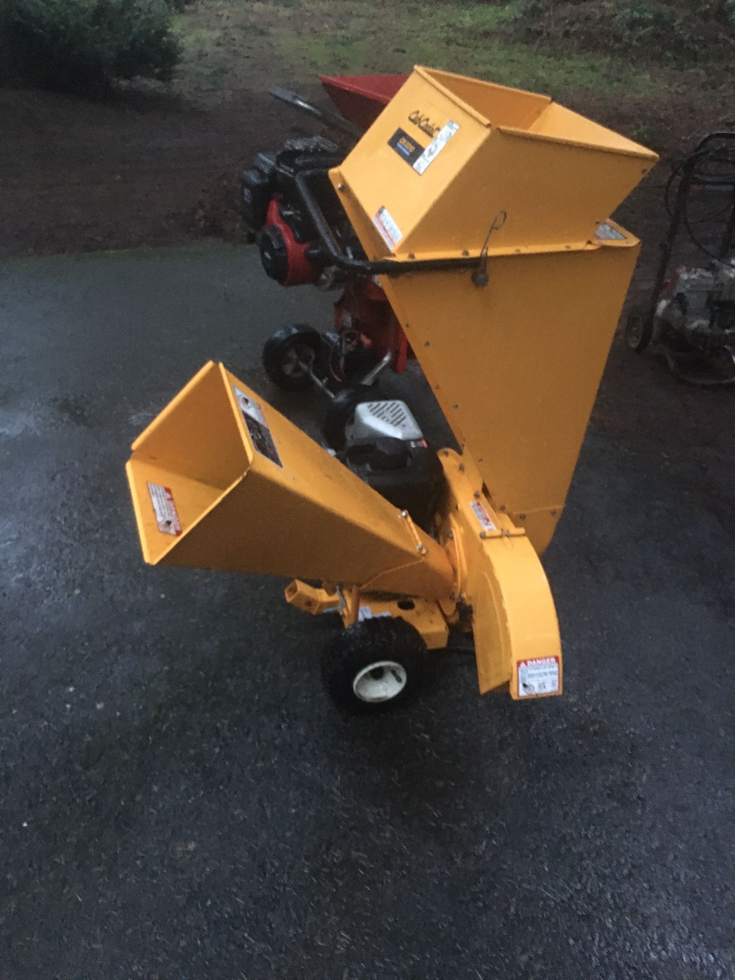 Cub Cadet 3” Wood Chipper for Sale in Milton, WA - OfferUp