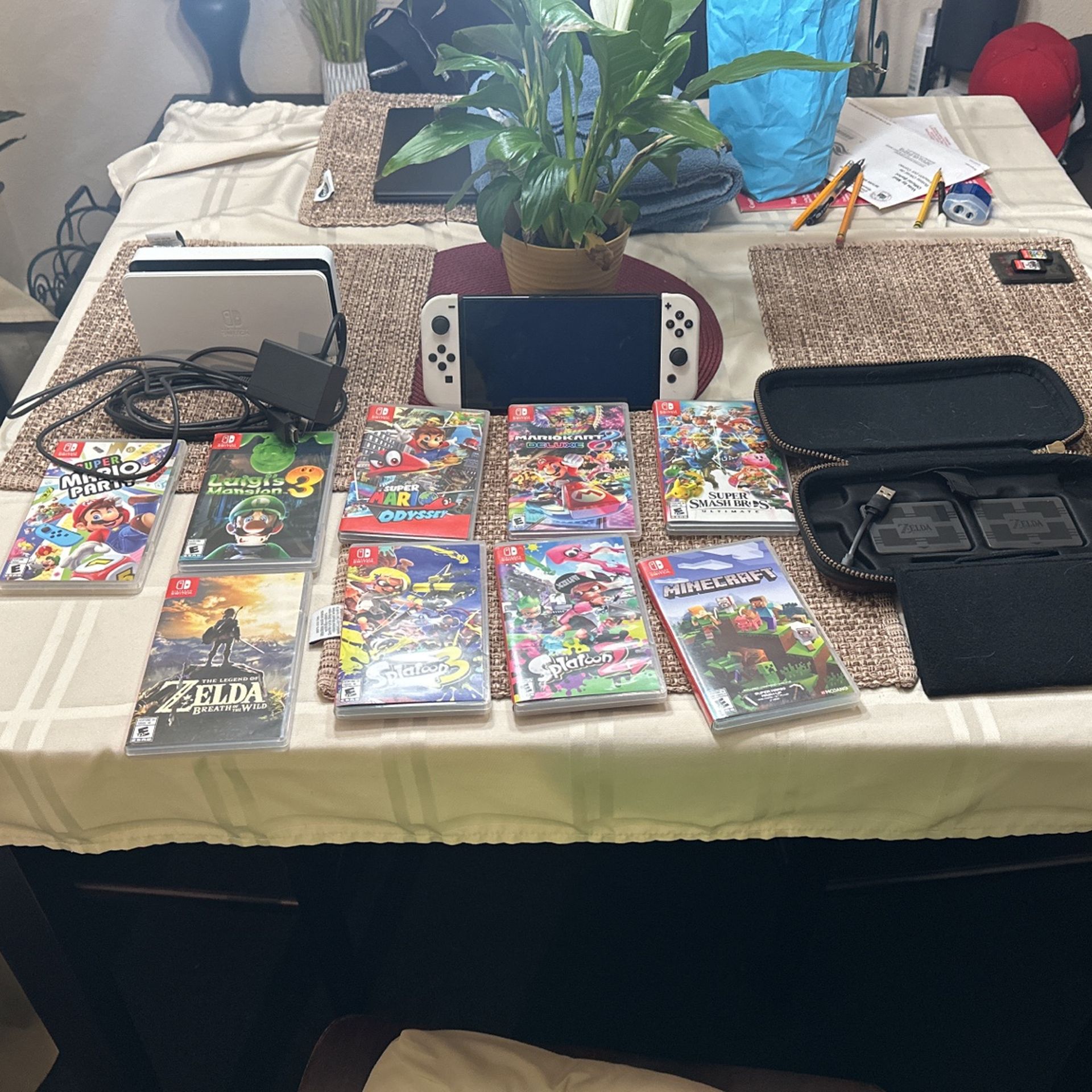 Nintendo Switch OLED Model (Barley Used-Like New) for Sale in Beaumont ...