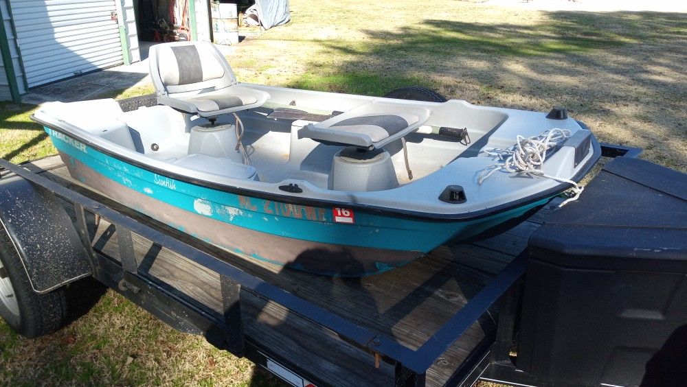 Tracker Sunfish Boat