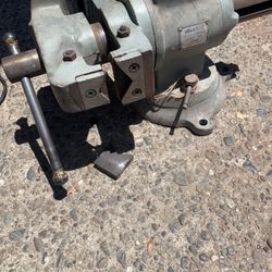 Allied bench vise store