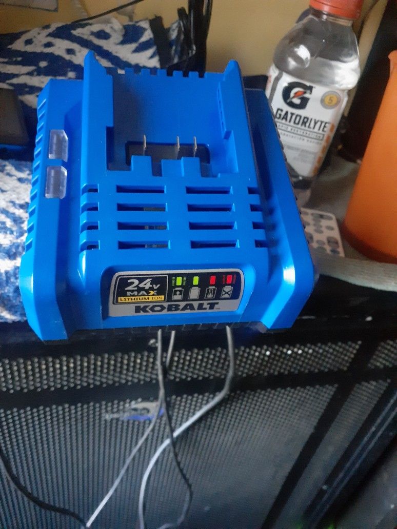 Kobalt battery charger store