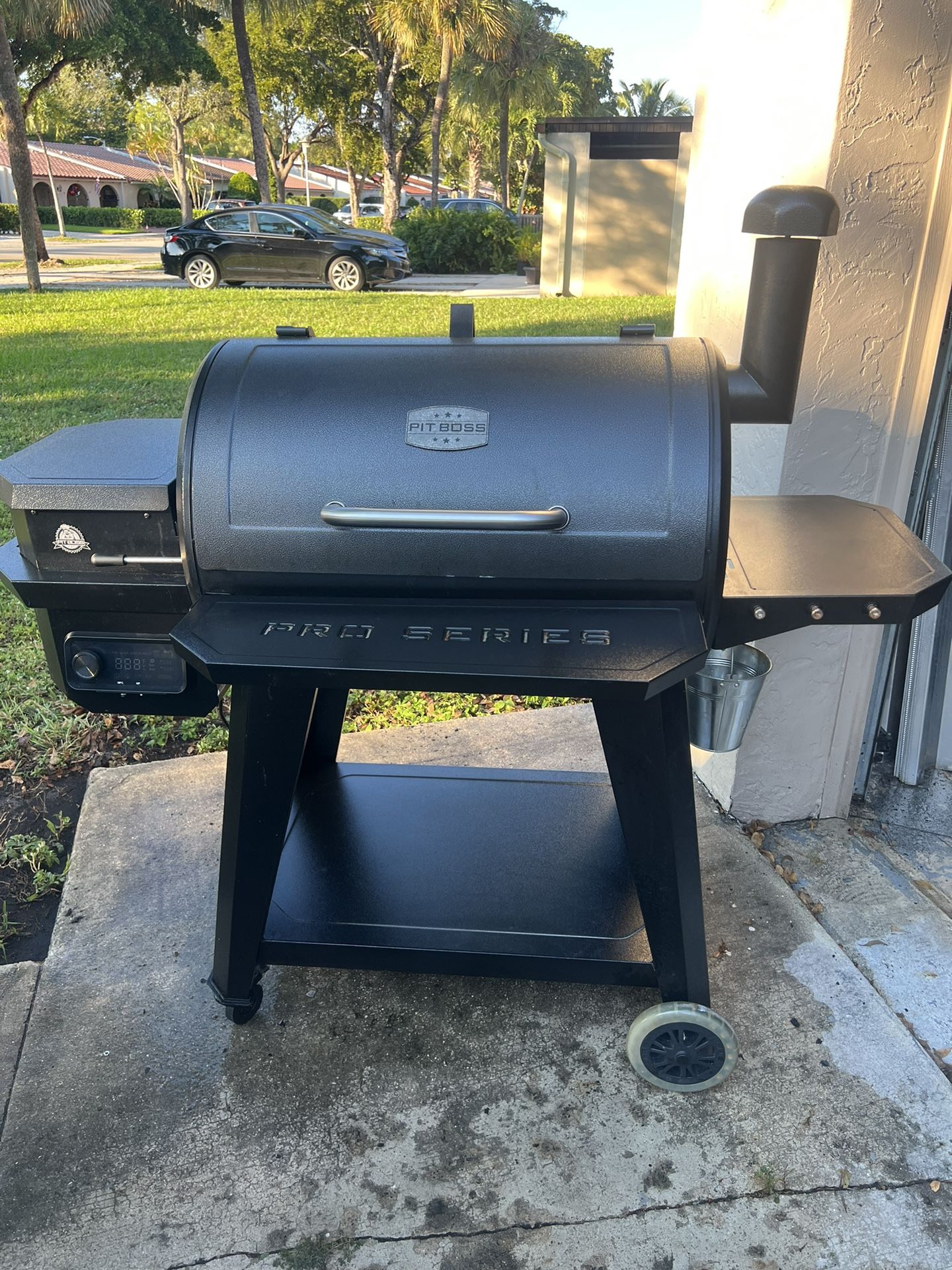 Pit Boss Pro Series 1150 for Sale in Hialeah, FL - OfferUp