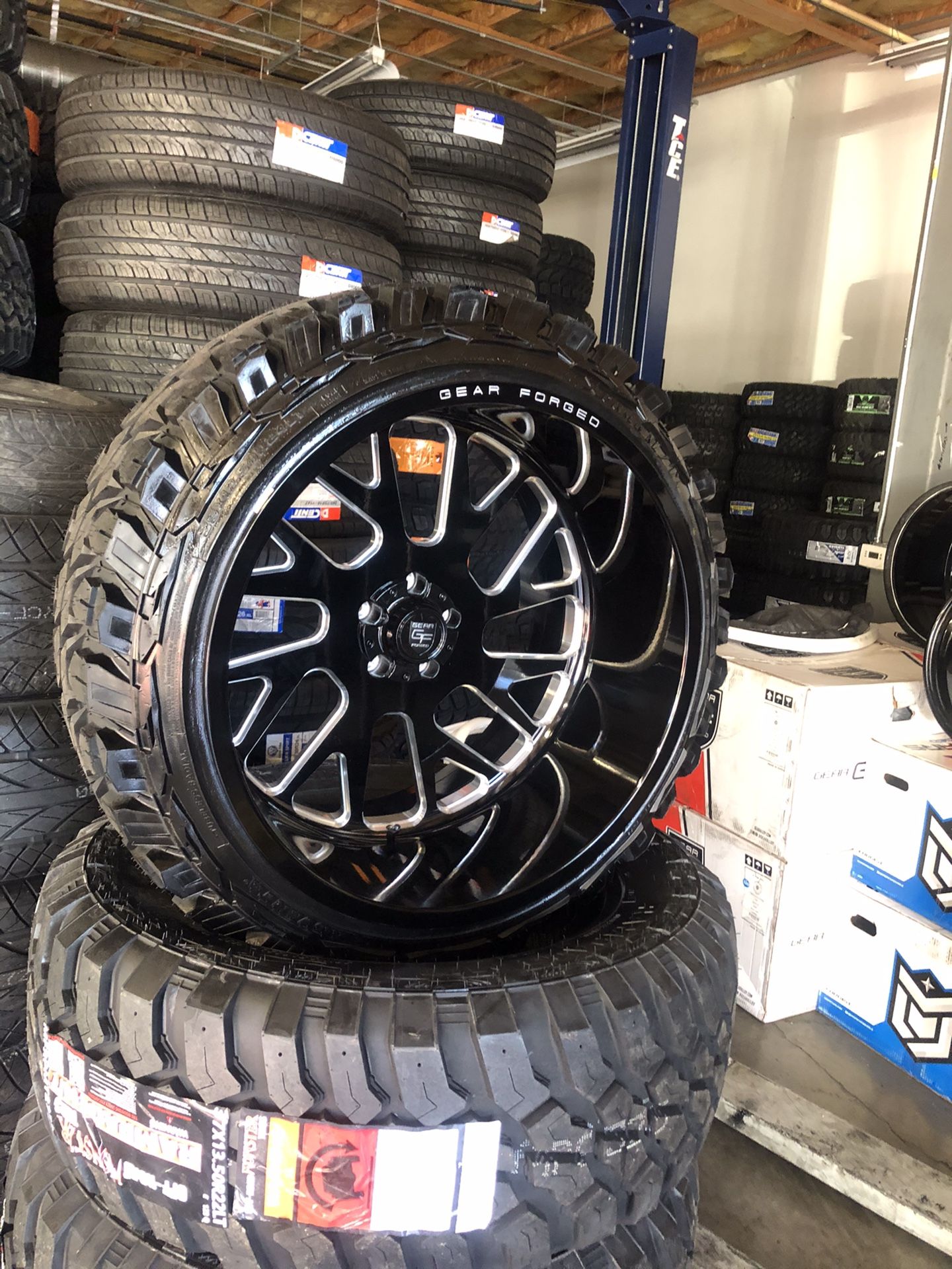 24X14 GEAR FORGE WHEELS AND 35” MT FIT JEEP WRANGLER ,GLADIATOR ,JK,JL ...