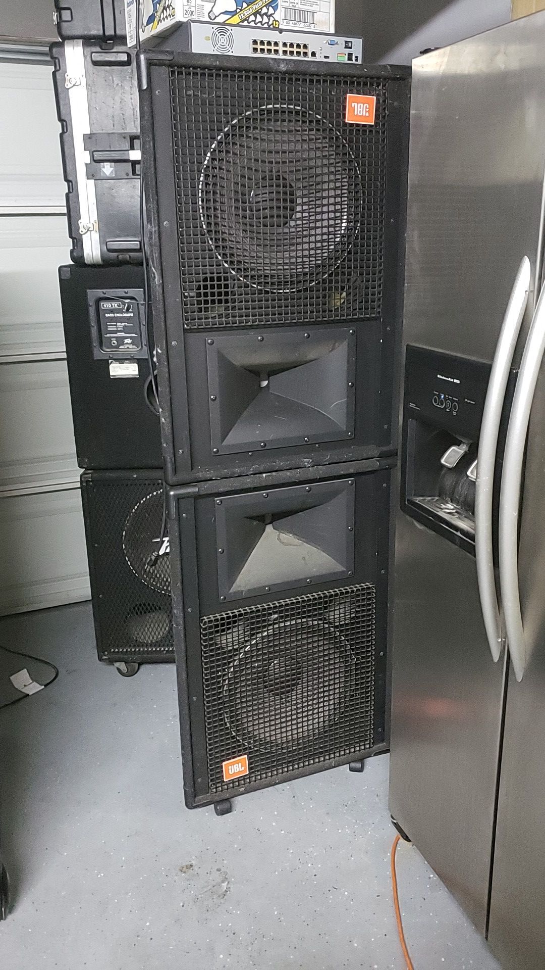 Two JBL SR series speaker set model SR4726A for Sale in Ceres, CA - OfferUp