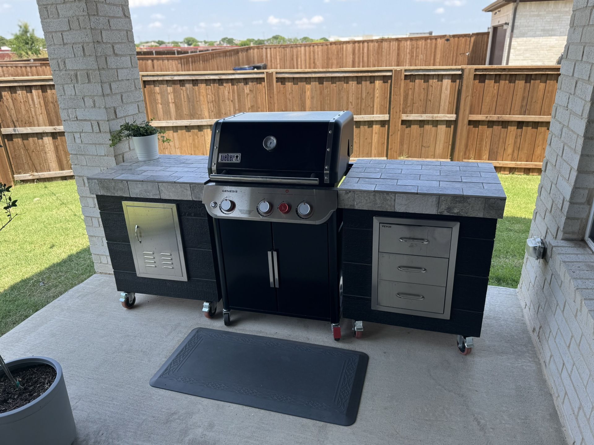 Weber Genesis E-325s Natural Gas BBQ Grill + Two Custom Side Cabinets ...