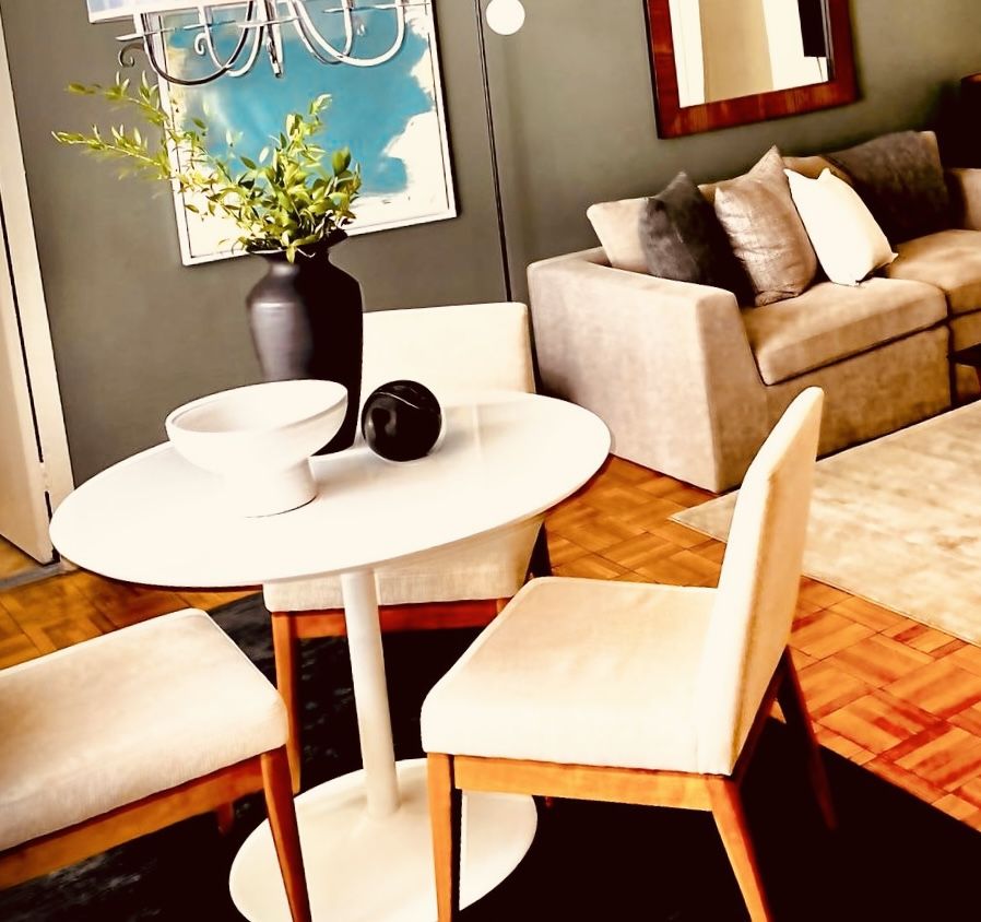 CB2 ODYSSEY WHITE DINING TABLE Round Ding Table With Chairs for Sale in ...
