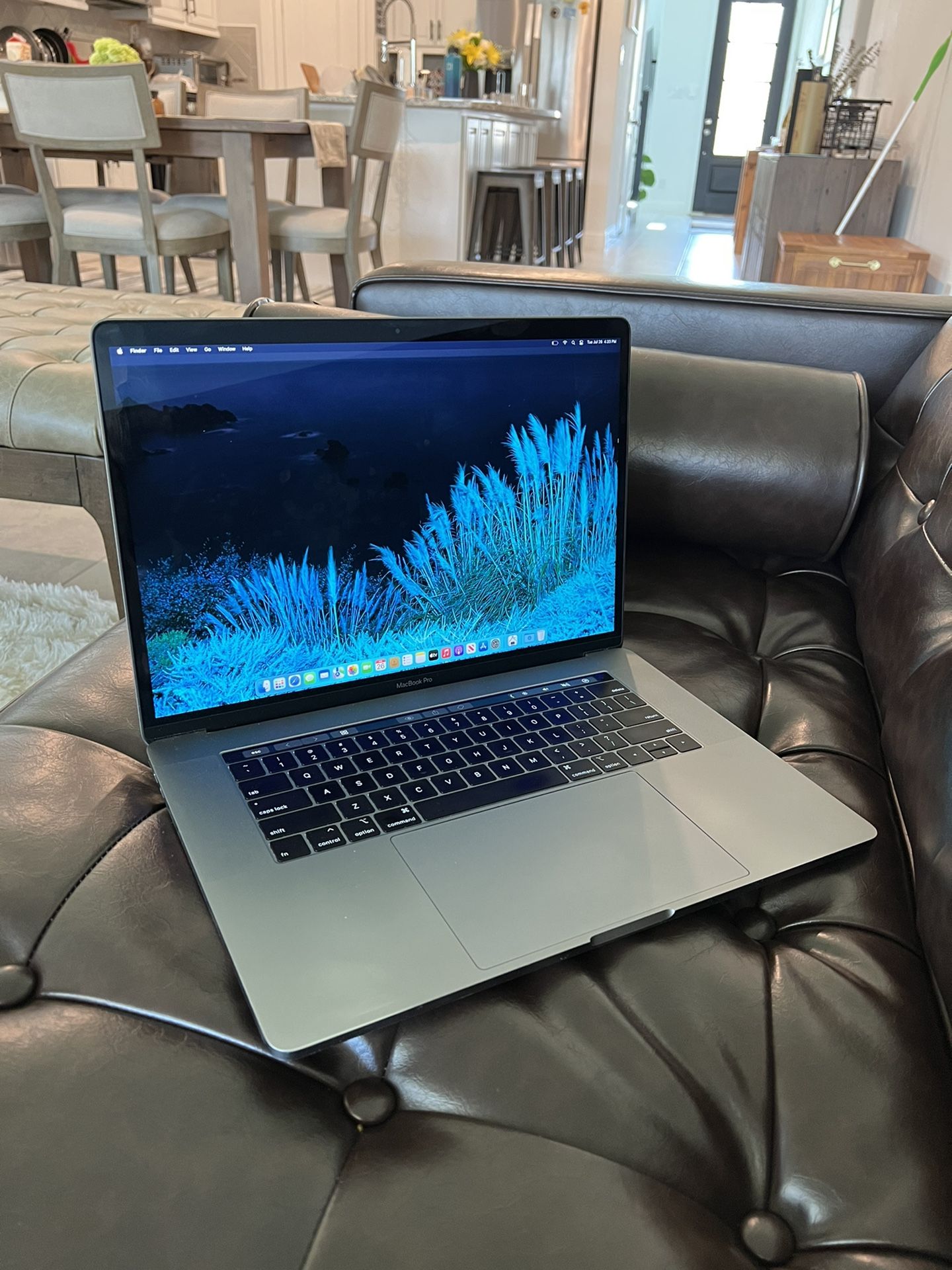 2018 15” MacBook Pro, 2TB SSD, 32GB RAM, Core i9 Processor for Sale in ...