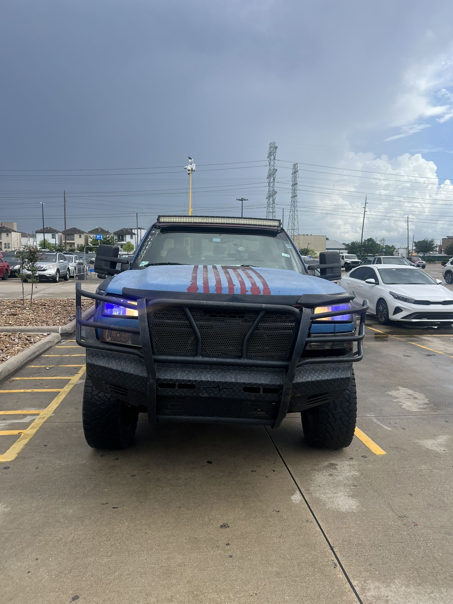 chevy silverado 1500 lifted for Sale in Houston, TX - OfferUp