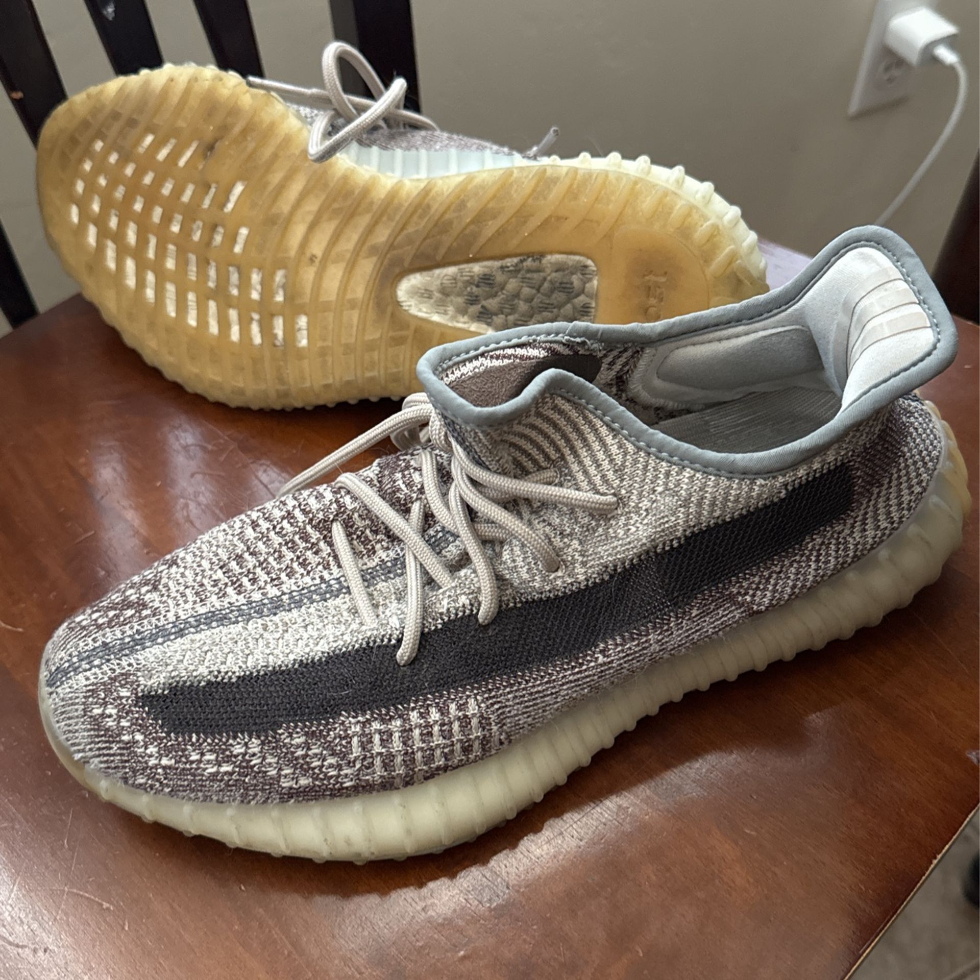 Yeezy Zyon for Sale in Tucson, AZ - OfferUp