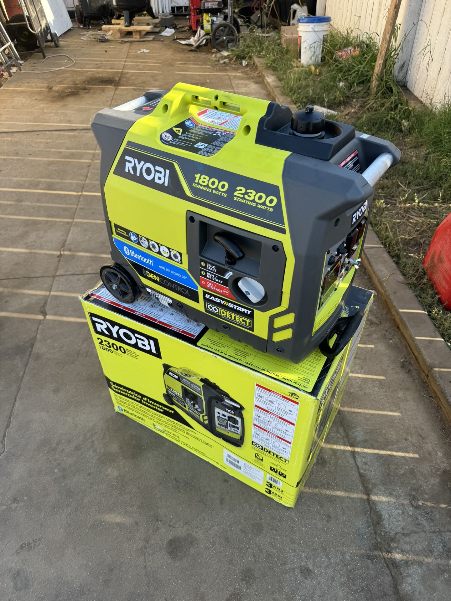 RYOBI 2,300-Watt Recoil Start Bluetooth Super Quiet Gasoline Powered ...