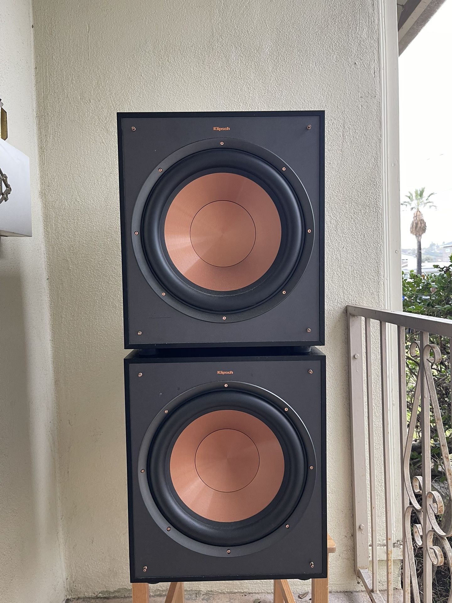 Klipsch R-120SW Subwoofer (1 LEFT) for Sale in San Diego, CA - OfferUp