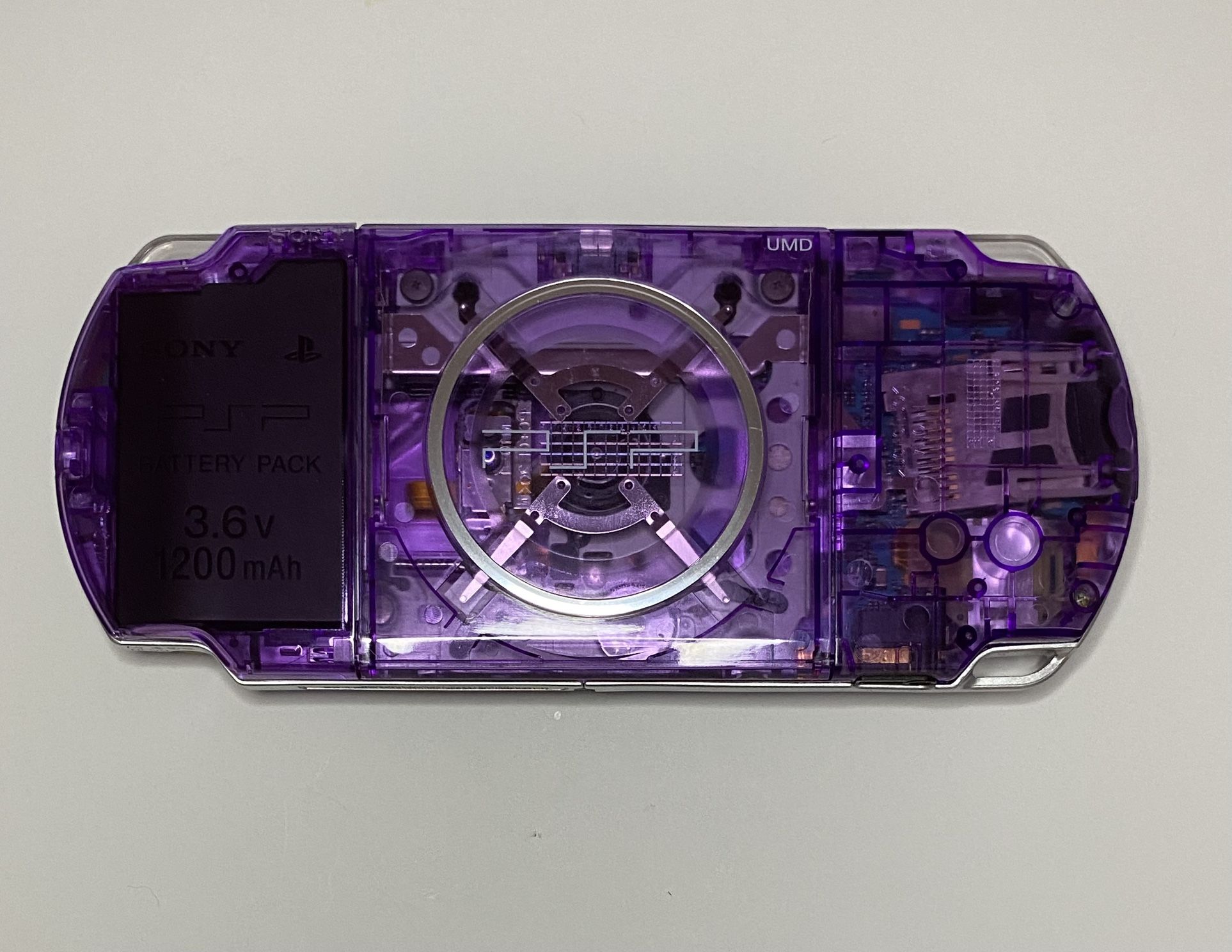 PSP 3000 Clear Purple for Sale in Los Angeles, CA - OfferUp