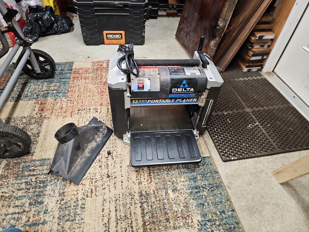 Delta 22-560 12.5 X 6 Inch Thickness Planer $150.00 for Sale in ...
