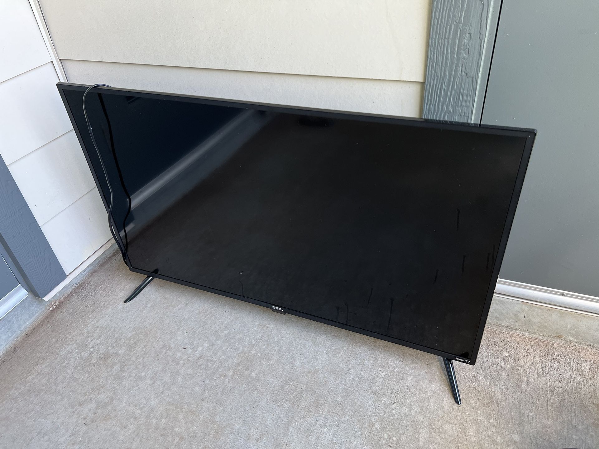 ONN TV 43 Inch for Sale in Ewa Beach, HI - OfferUp