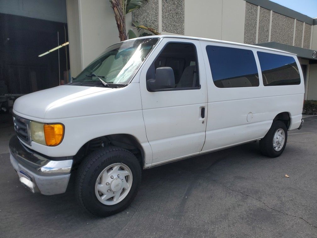 2004 Ford Econoline for Sale in Long Beach, CA - OfferUp