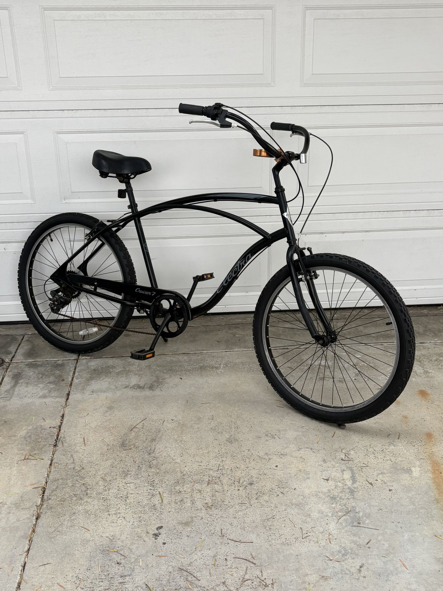 Awesome All Black Electra 7 Speed Tall Frame Cruiser 7 Bike for Sale in ...