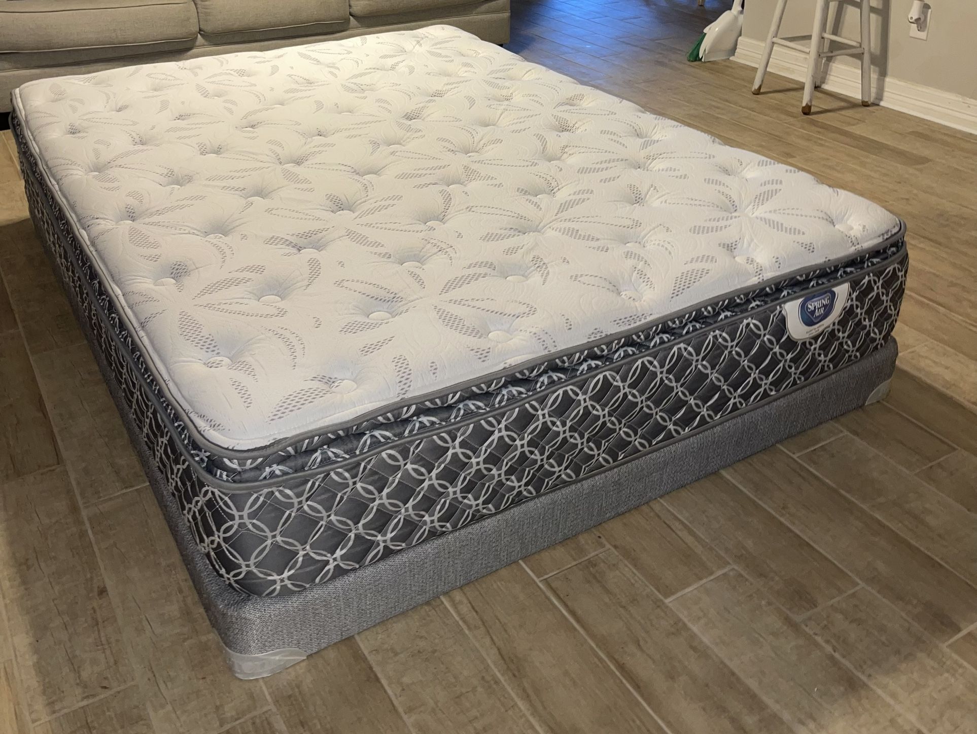 Queen Mattress With Bed Spring Barely Used for Sale in Houston, TX ...