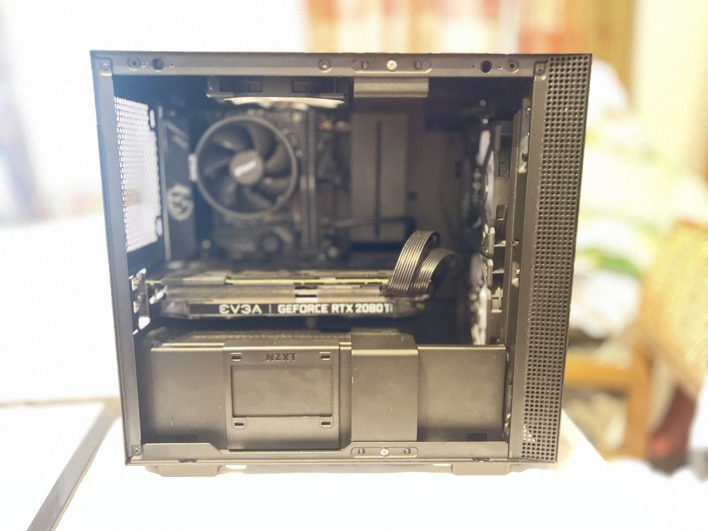 mini-ITX compact gaming PC. AMD Ryzen 5600 Nvidia 2080 Ti 1TB NVME SSD ...