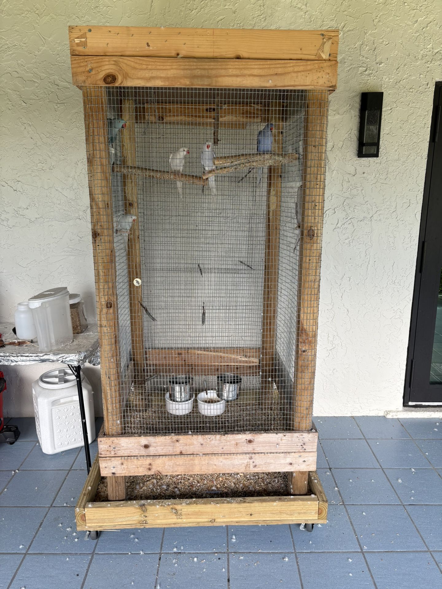 Outdoor Bird Cage for Sale in Homestead, FL - OfferUp