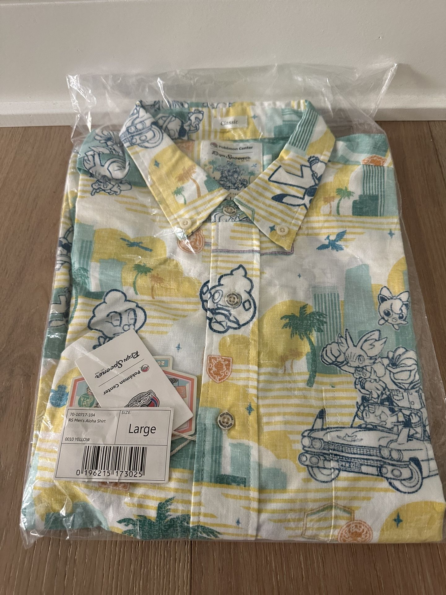 Reyn Spooner Pokemon Worlds Shirt Size Large for Sale in Irvine, CA ...