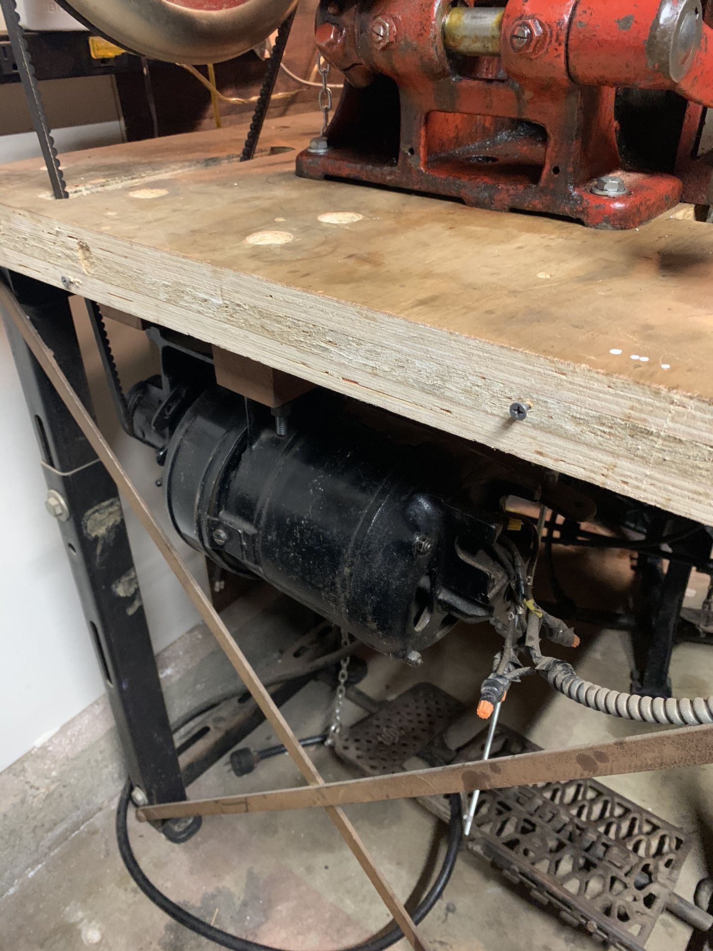 Champion Peerless 30 Stitcher for Sale in Oxnard, CA - OfferUp