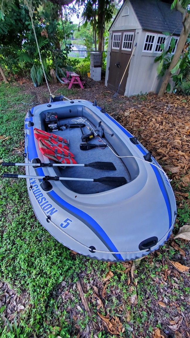 Intex Excursion 5 Inflatable Boat, Battery And Motor for Sale in North ...