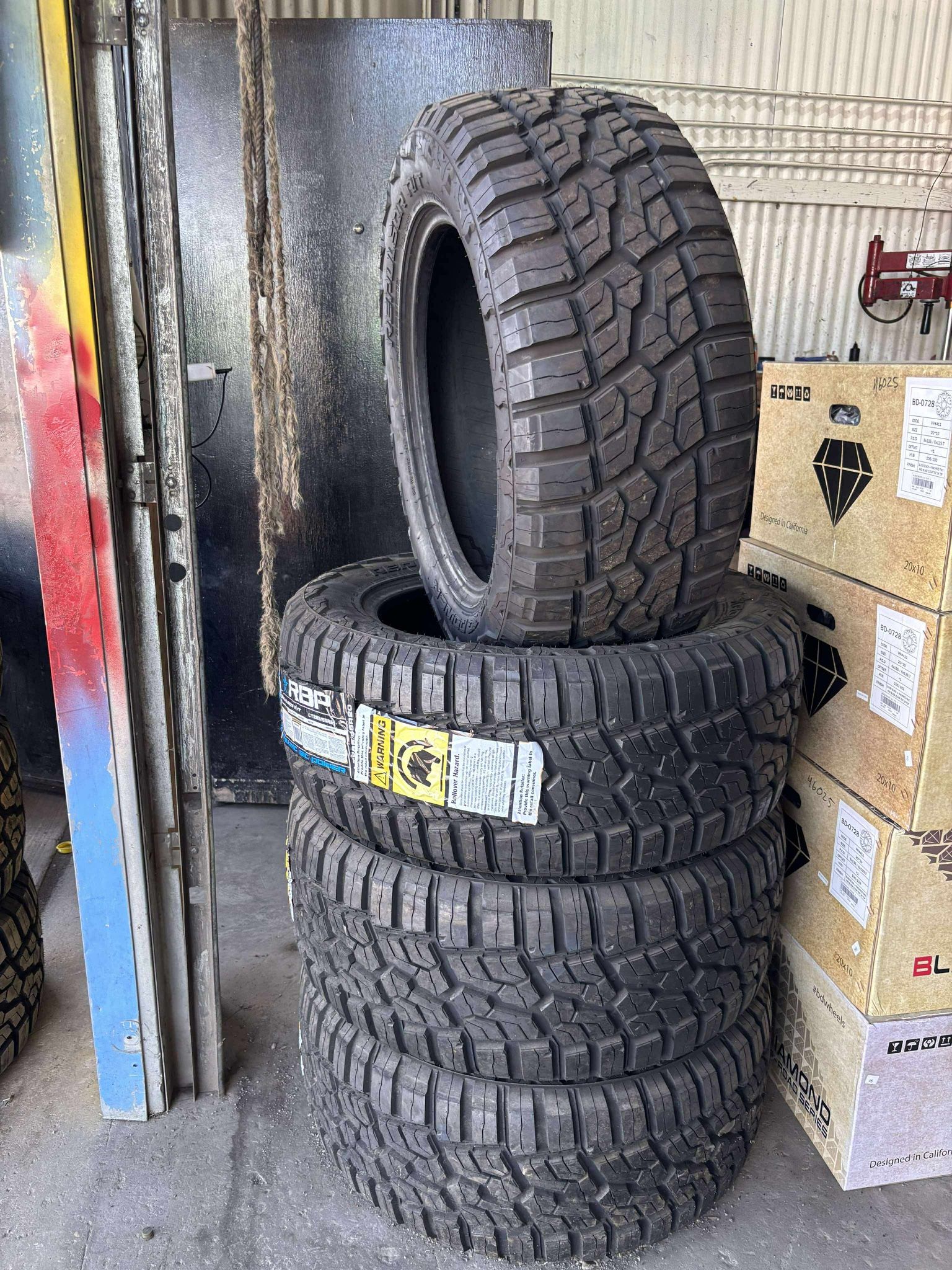 285/55/20 for Sale in San Antonio, TX - OfferUp