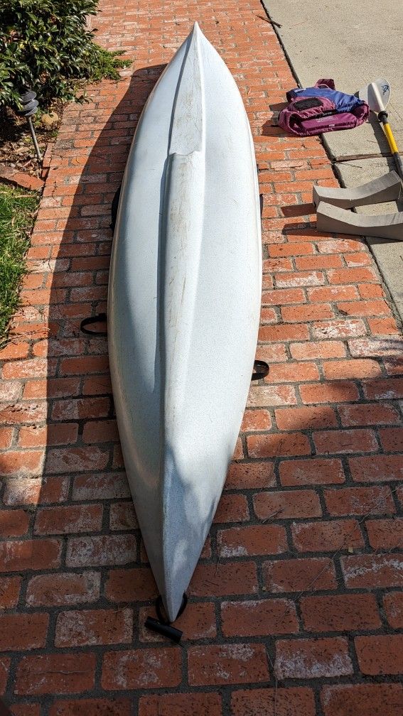 14 Ft Kayak Prism Aquaterra for Sale in San Diego, CA - OfferUp