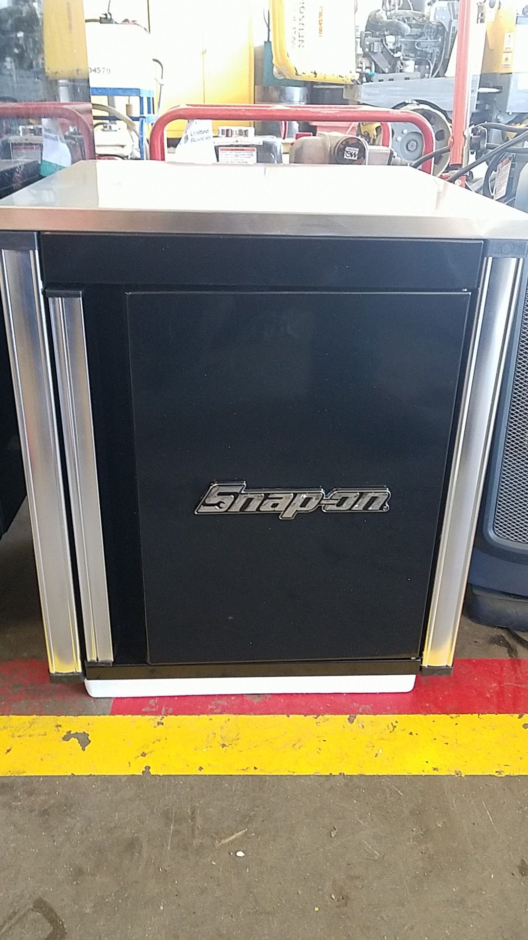 Snap on Refrigerator for Sale in Los Angeles, CA - OfferUp
